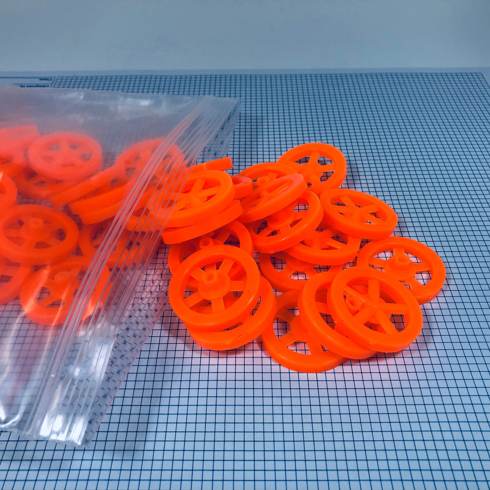 Co2 Dragster Wheels - Hobby Wheels for Miniature Cars and Educational ...